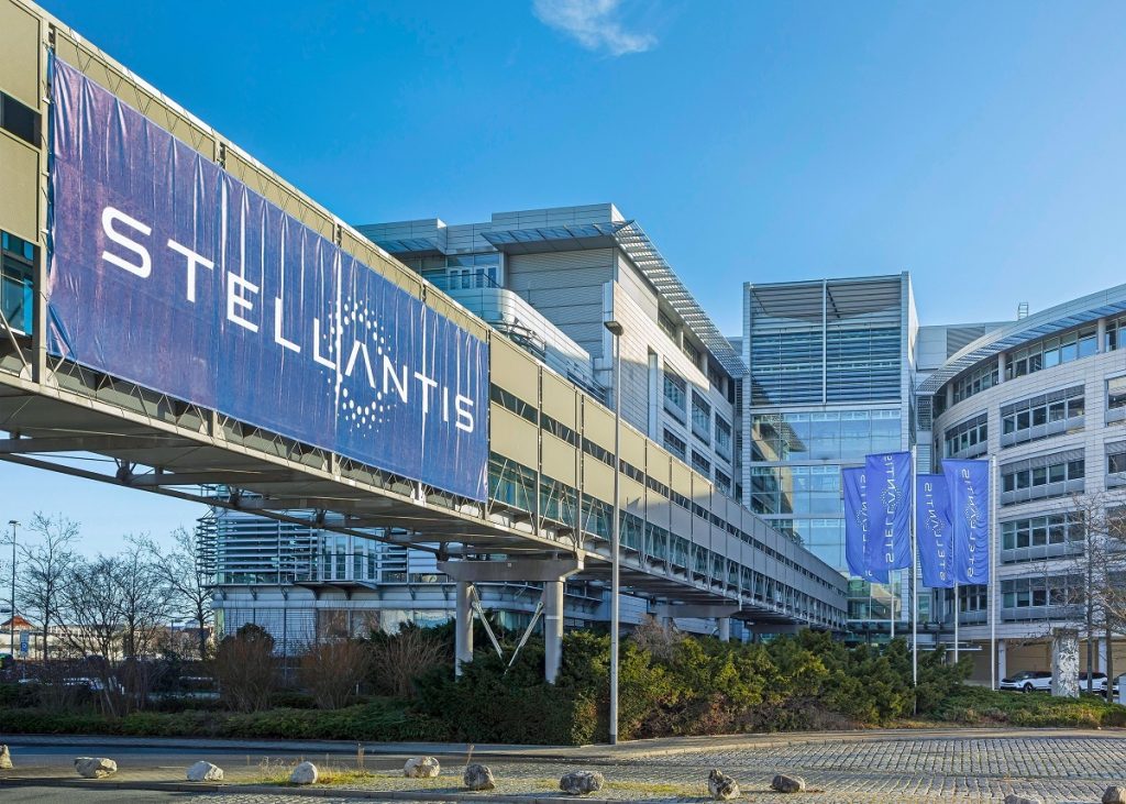 Stellantis Händlerkündigung - HACK Erlebniswelt